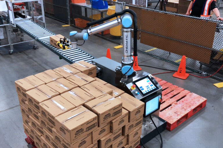 Robotic Palletizers for Material Handling & Packaging