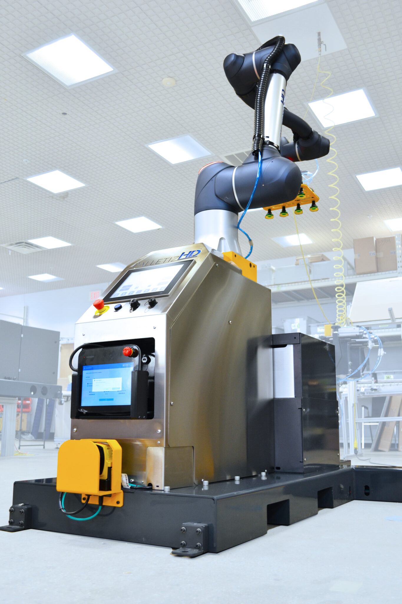 Robotic Palletizers for Material Handling & End-Line Packaging