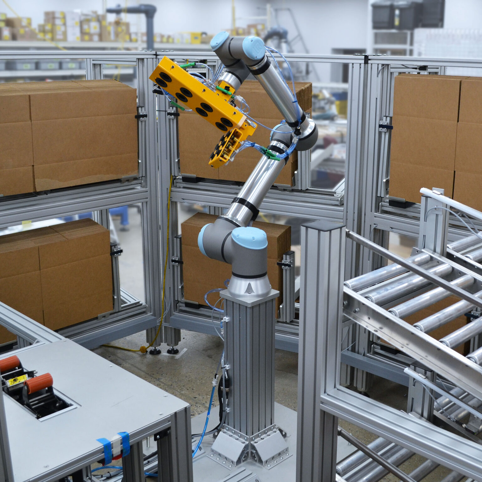 Robotic Case Erector for Automated Packaging Lines