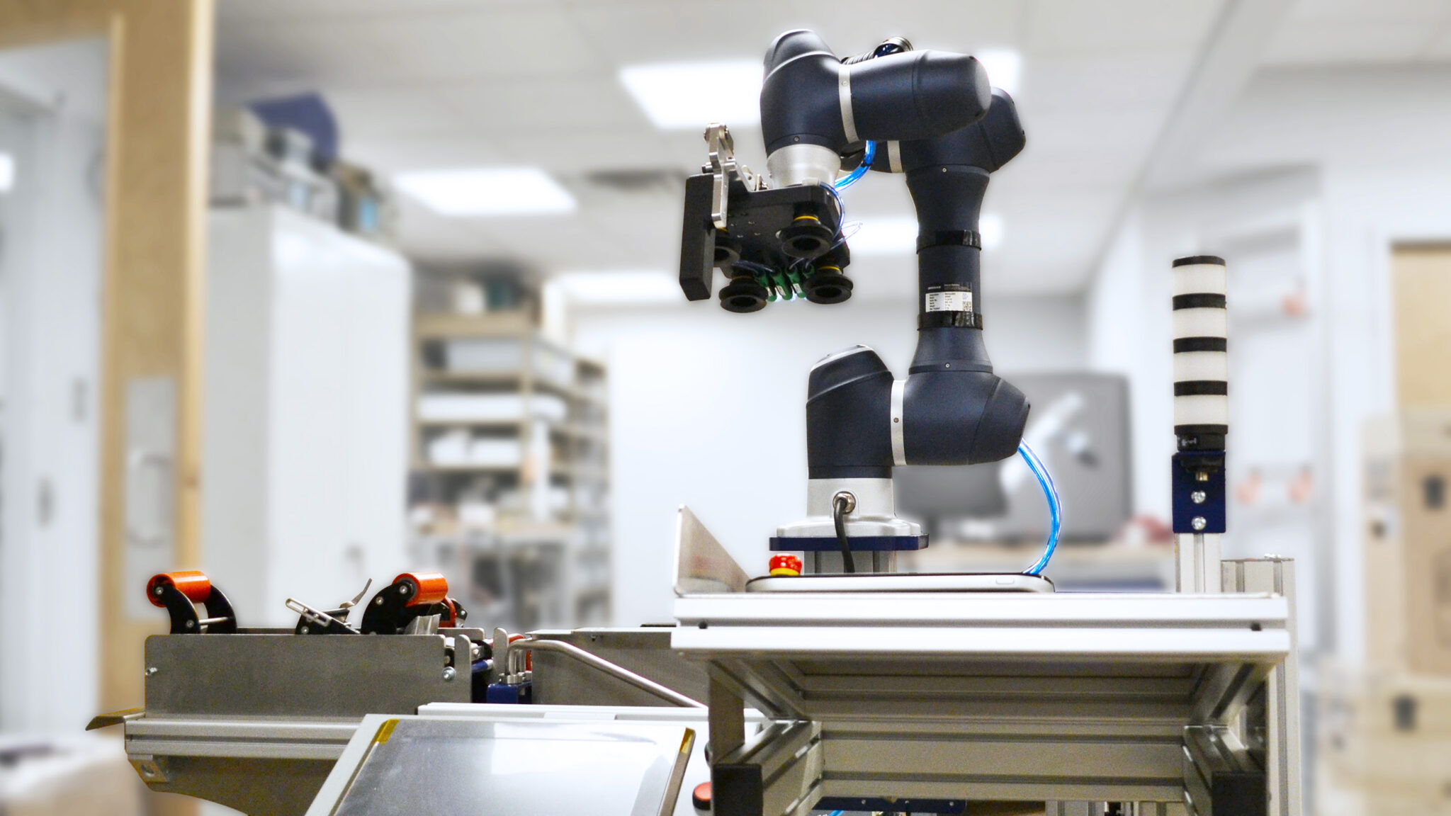 Robotic Case Erector for Automated Packaging Lines