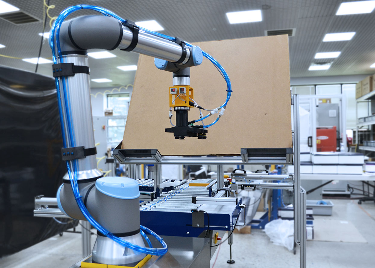 Custom Palletizing Solutions - Cobot Palletizer - ONExia